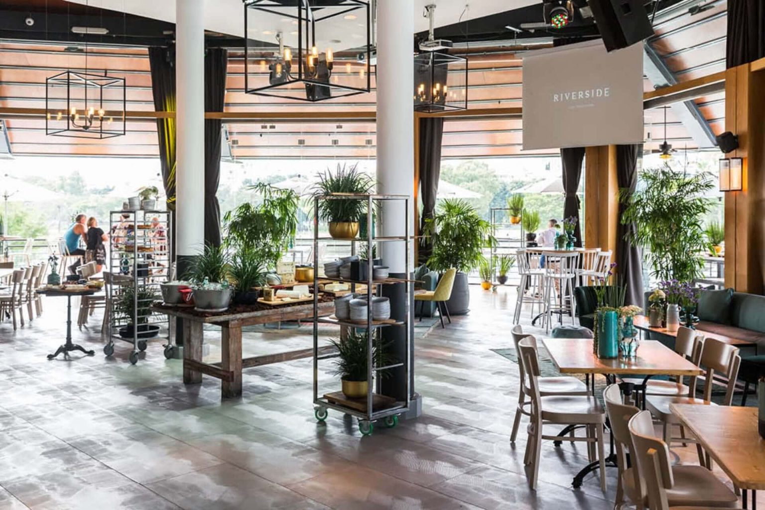 אירועים על שפת הנהר - ריברסייד - מסעדה ואירועים בתל אביב